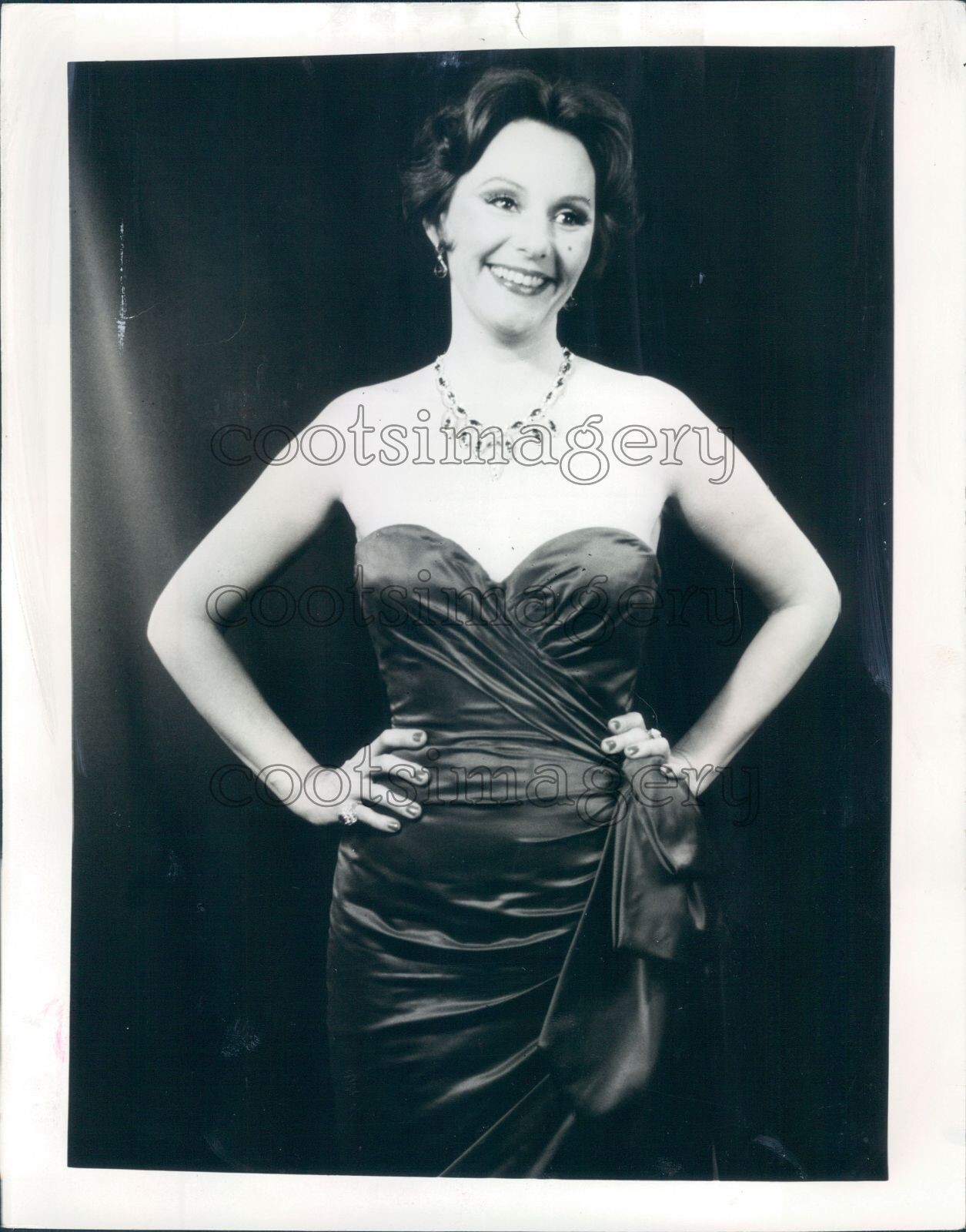 Press Photo Actress Carlin Glynn With Hands on Her Hips | eBay