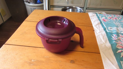 TUPPERWARE Purple Microwave Steamer Rice Cooker 3 Piece Set # 6972 550 ...