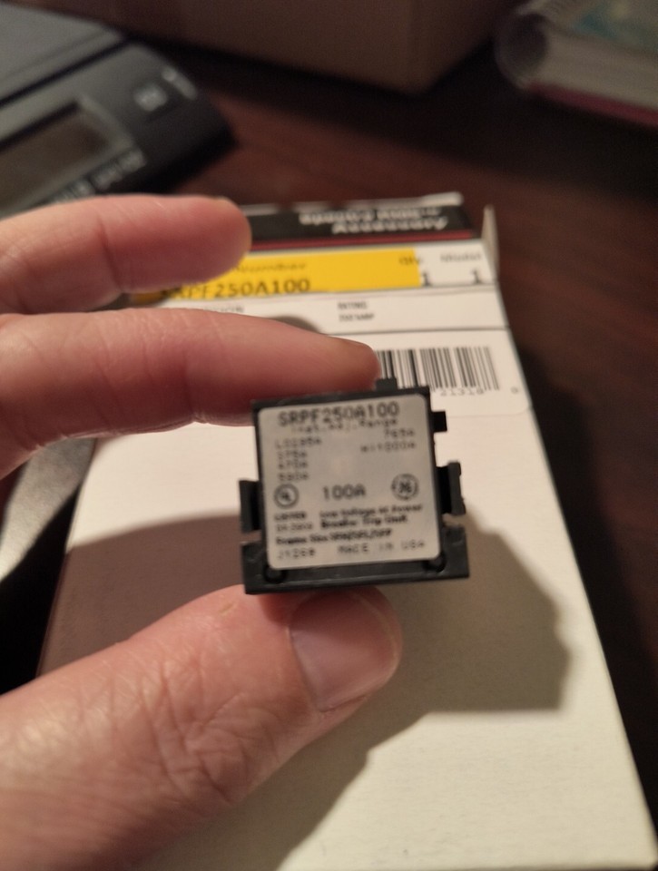 Spectra RMS Accessory Rating Plug SRPF250A100 (UPC: 783164-21318) Jce2 ...