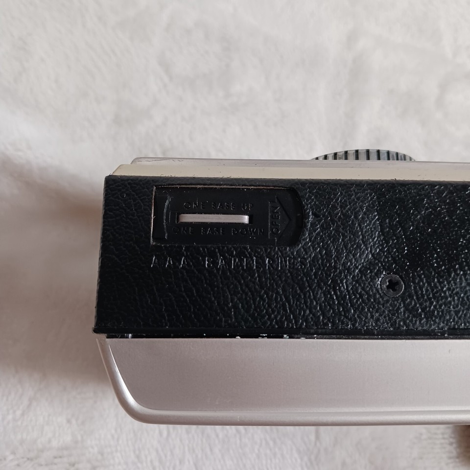 Vintage Kodak Instamatic Camera 104 Film Made In USA AAA Batteries ...