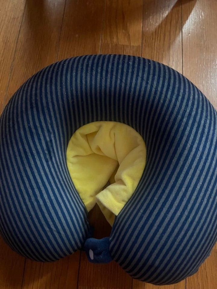 Airplane Minion Hooded Neck Pillow AVL | eBay