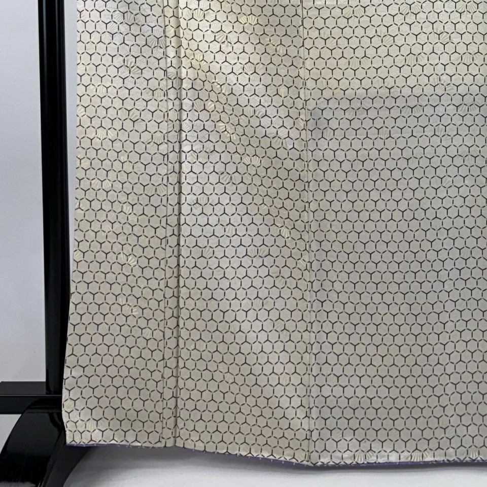 Yamato Kimono M Cream Silk Fine Pattern Used Length 167cm Sleeve 64cm ...