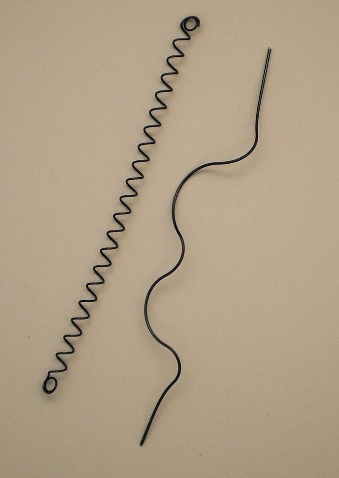 Nitinol Shape Memory Alloy spring and paperclip, 45°C = 113°F ...