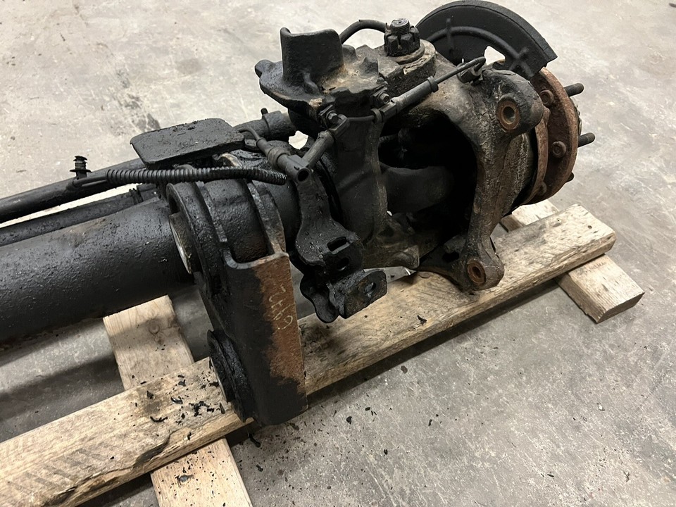 2005-2007 Ford F250 F350 Front Axle Assembly 4wd 4:10 Ratio | eBay
