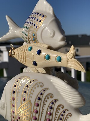 Cartier 18K Gold Hand Carved Fish Lapis Lazuli Turquoise Pendant ...