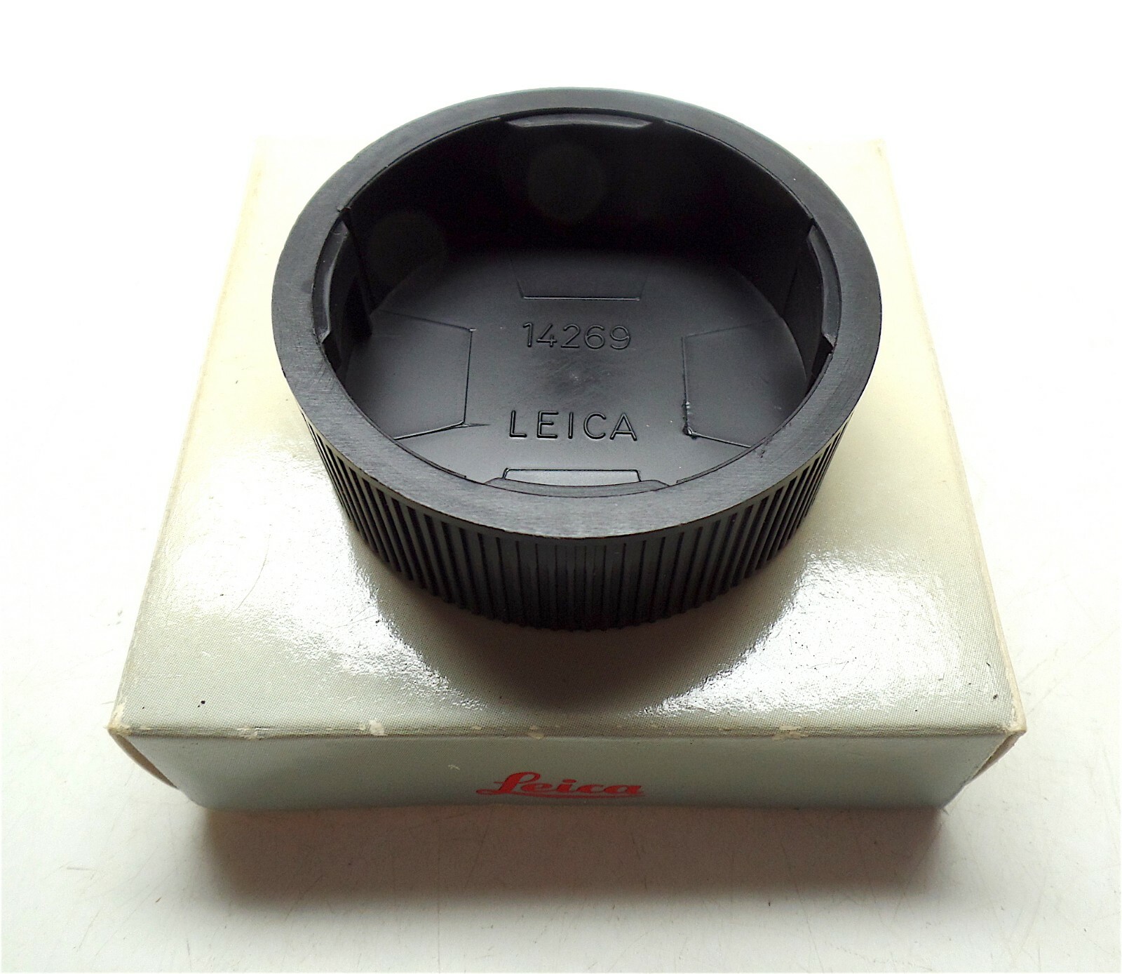 Genuine Leica 14269 Leitz Wetzlar Rear Lens Cap Dust Cover for Leica M ...