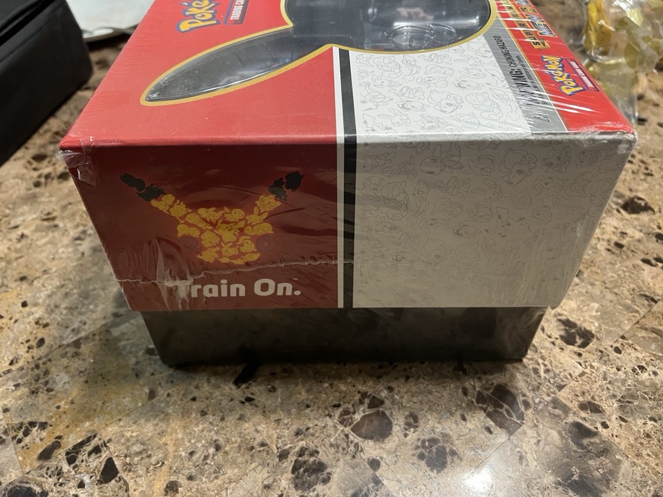 Pokemon 20th Anniversary Super Premium Collection Mew & Mewtwo Box ...