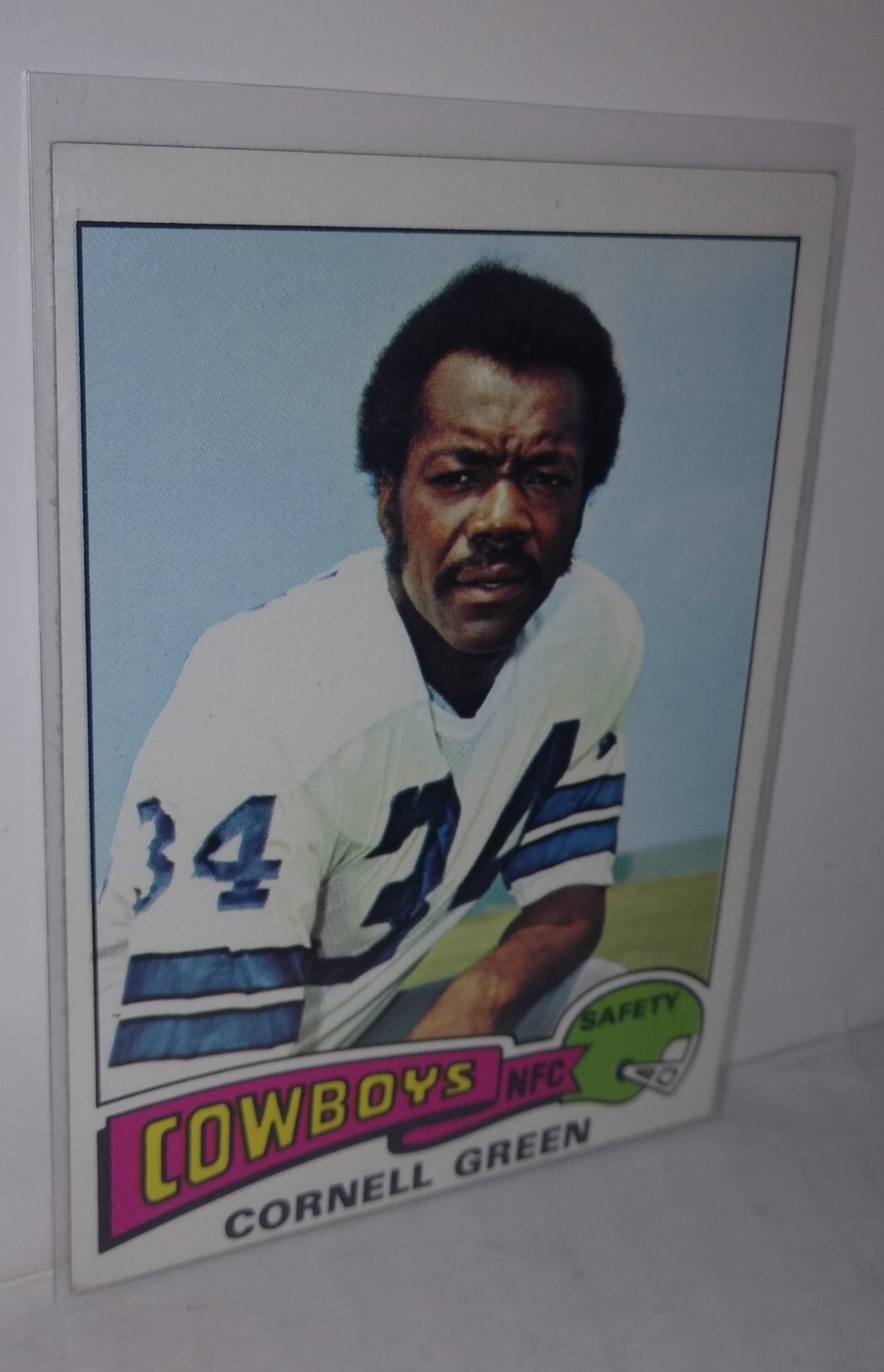 1975 Topps Football Cornell Green #91 Dallas Cowboys NFL Trading Card ...