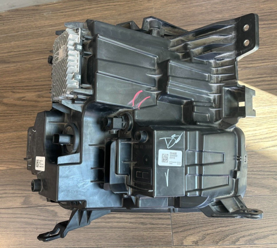 OEM 2022-2024 Chevy Silverado 1500 ZR2 LED Headlight 85594436 (RH) | eBay