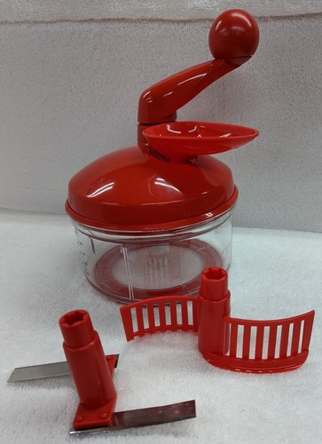Tupperware Quick Chef Food Processor Chopper Red 4 Cups Whisk Mix Pour ...