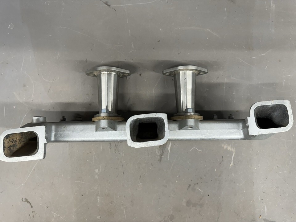 Holden Torano Twin Stromberg carby HD HR Red Motor Manifold 149 161 179 ...