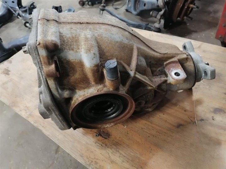 2011-2014 Dodge Charger 5.7L Rear Axle Differential Carrier ASSY 3.06 ...