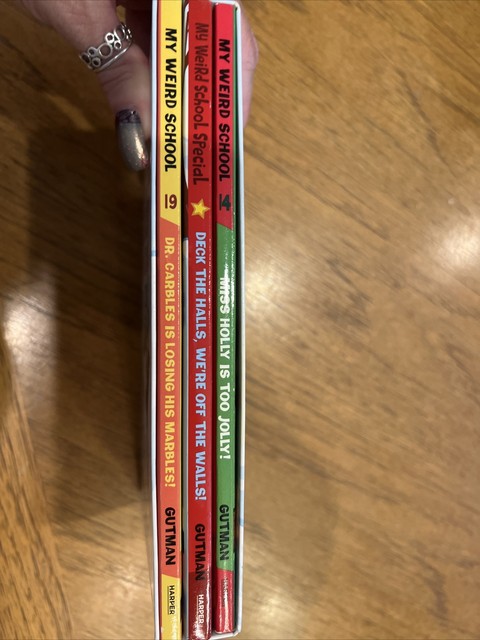 My Weird School Ser.: My Weird School Christmas 3-Book Box Set : Miss ...