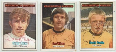 WOLVES 1970 A&BC signed card lot LES WILSON DANNY HEGAN DEREK PARKIN ...