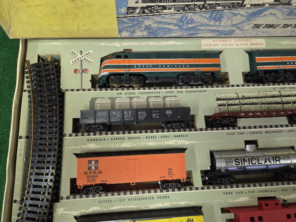 Vintage Varney HO Train master Great Northern Diesel Locomotive Train ...