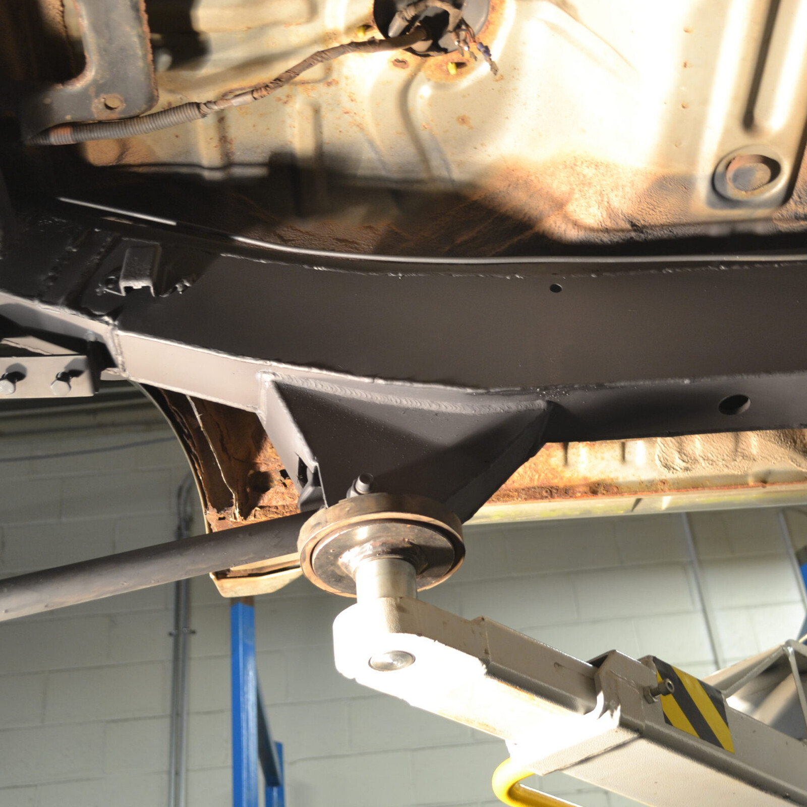 Mid Rear Frame Section for 96-02 Toyota 4Runner 3rd Gen, Driver ...