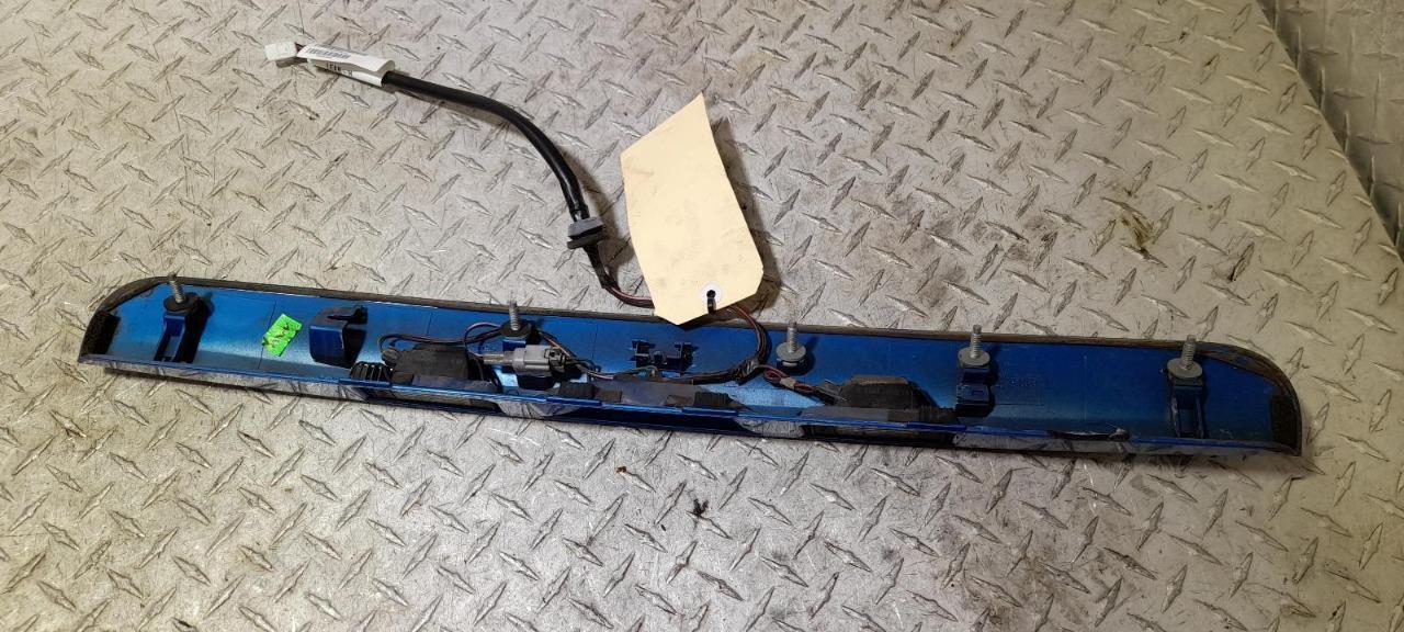 Nissan Dualis Rear Tailgate Garnish (Centre) Non Keyless Entry Type ...