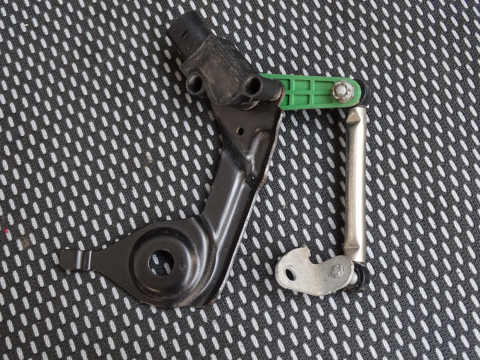 Original Audi A5 8T Niveausensor hinten Links 8K0907503 8K0941309D ...