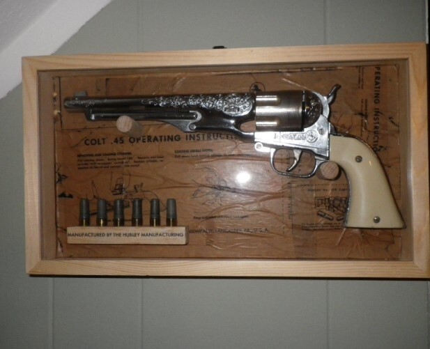 Gun Display Case Oak Black Handgun Pistol Revolver Glass Lock Velvet ...