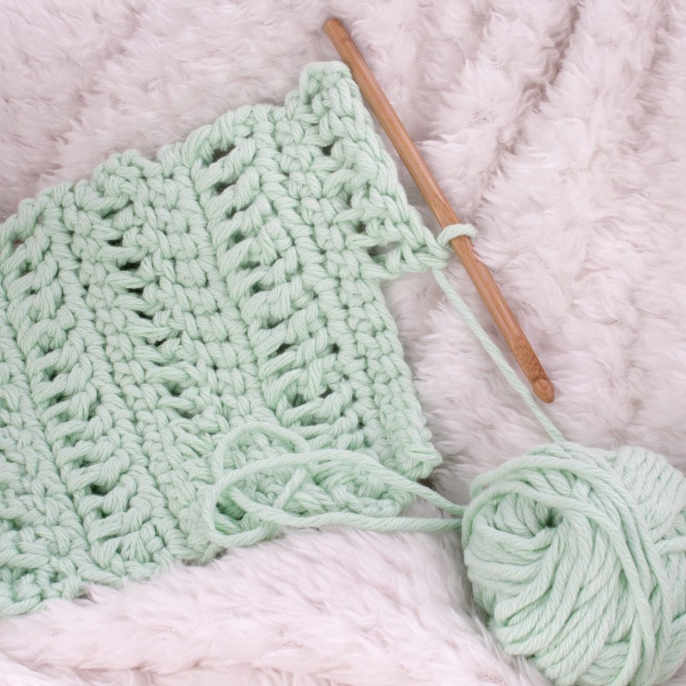 JubileeYarn Lacery Yarn - 100g/Skein Chunky Cotton - Icicle - 4 Skeins ...