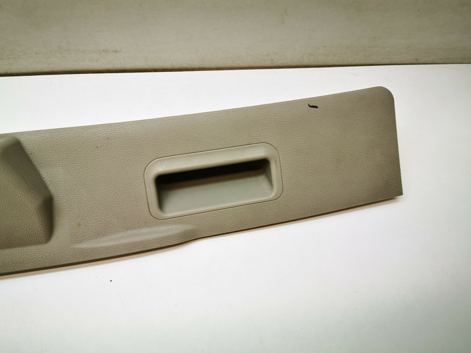 MERCEDES W251 2007 R320 INTERIOR REAR BOOT TAILGATE TRIM COVER ...
