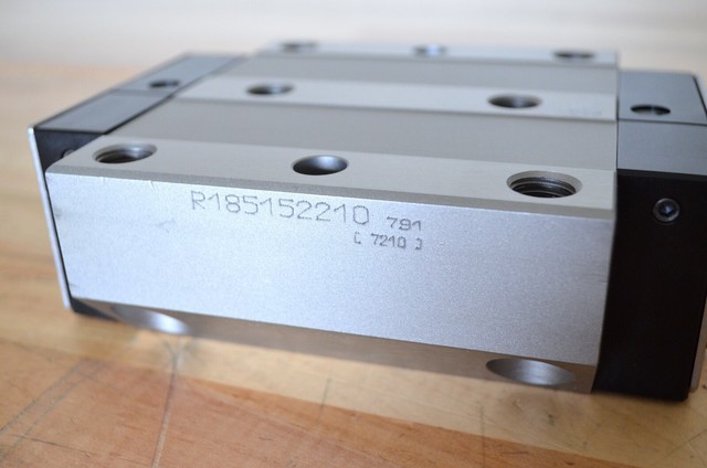 Bosch Rexroth R185152210 Linear Flanged Roller Rail Runner Block 7210 ...