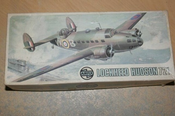1975 Airfix Aeroplane Model Kit Lockheed Hudson 1 Aircraft No 03006 - 7 ...