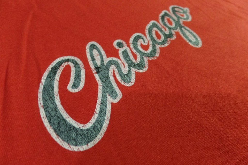 Chicago Bulls Adidas Mens Vintage Throwback Cursive Logo Red T Shirt ...