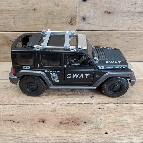 Maisto JEEP Wrangler Police SWAT Rescue Concept Vehicle 1:18 Scale ...