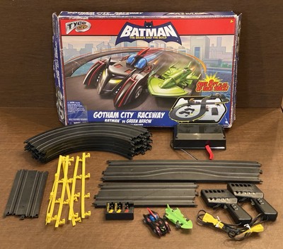 Tyco Batman Brave And The Bold Gotham City Slot Car Set—Batmobile ...