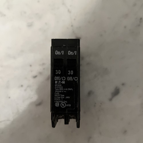 Eaton Br3030 30 Amp Single Pole 120 V Tandem Twin Circuit Breaker | eBay