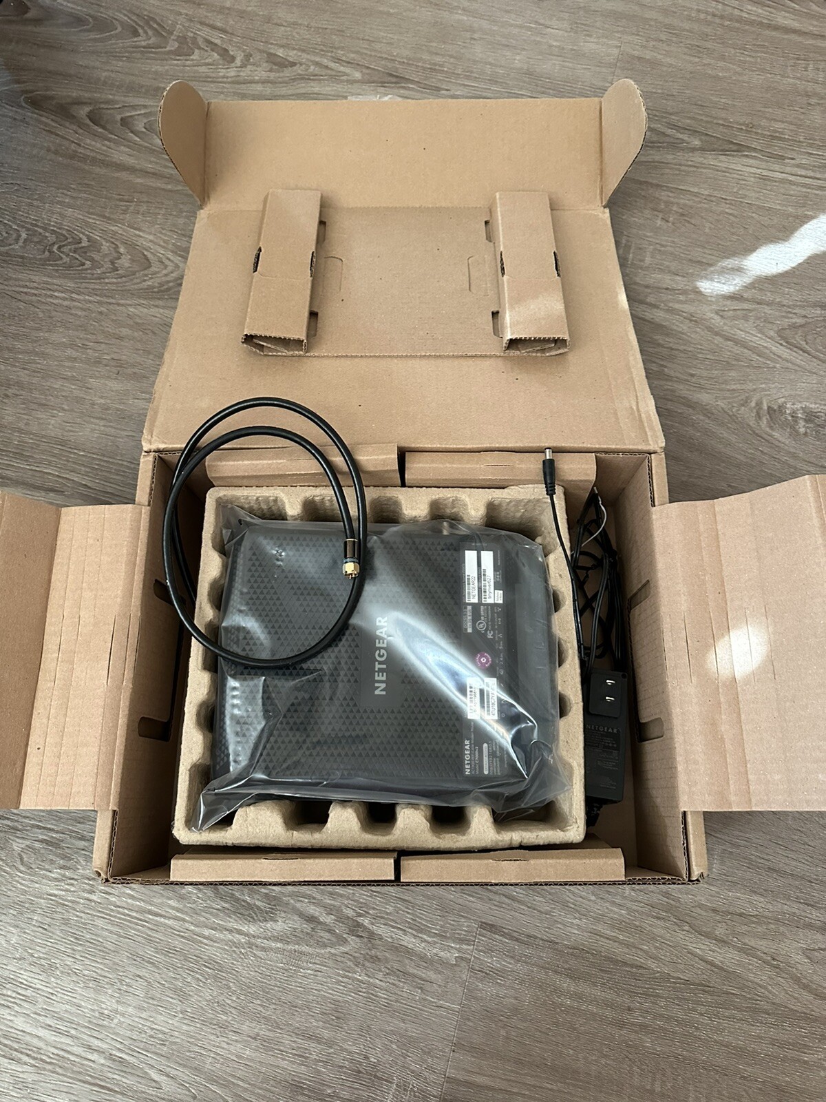 Netgear c7000v2 cable modem and wifi router combo | eBay