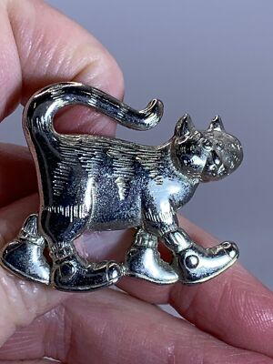 Cat with Boots CORO VERY RARE Vintage Silver Brooch Pin M-3846 | eBay