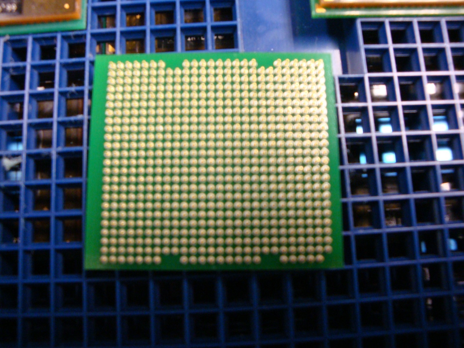 Intel Mobile Celeron 433 MHz Processor Micro PGA 2 128KB Cache 100MHz ...