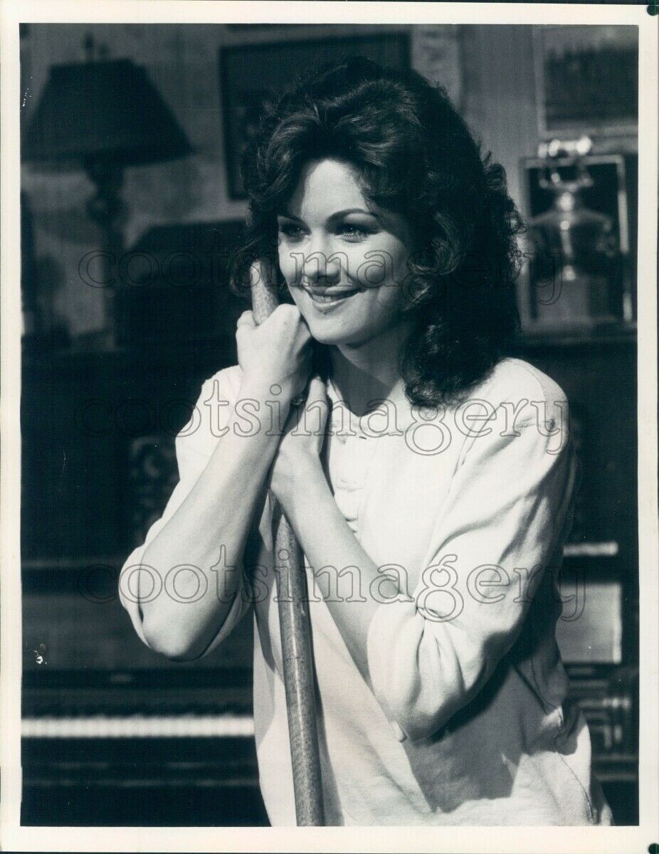 1982 Press Photo Pretty Smiling Terri Treas | eBay