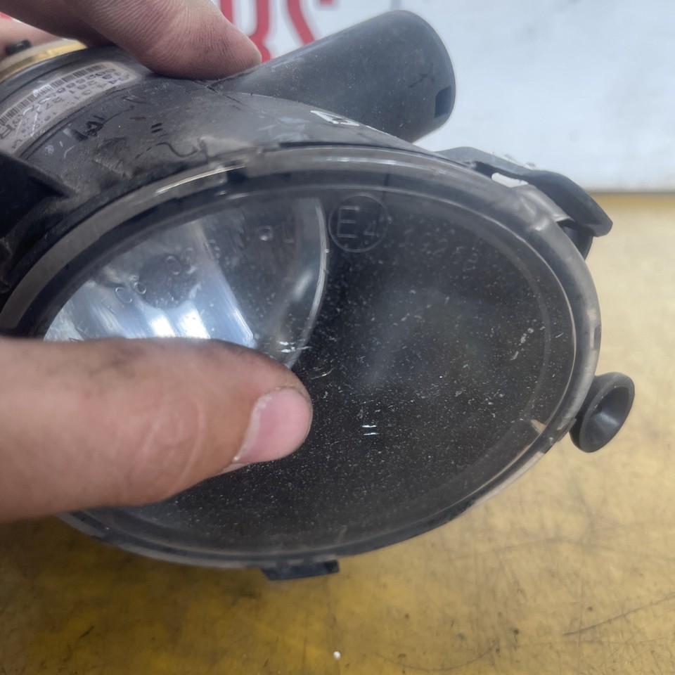 Vauxhall Astra GTC Fog Light Foglight Drivers Offside Front 13281271 ...
