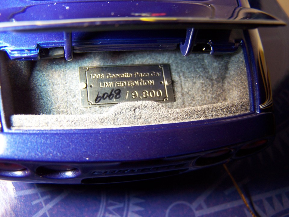 MIB FRANKLIN MINT 1/24 1998 CORVETTE BOX ANNIVERSARY VERY CLEAN RONDOM ...