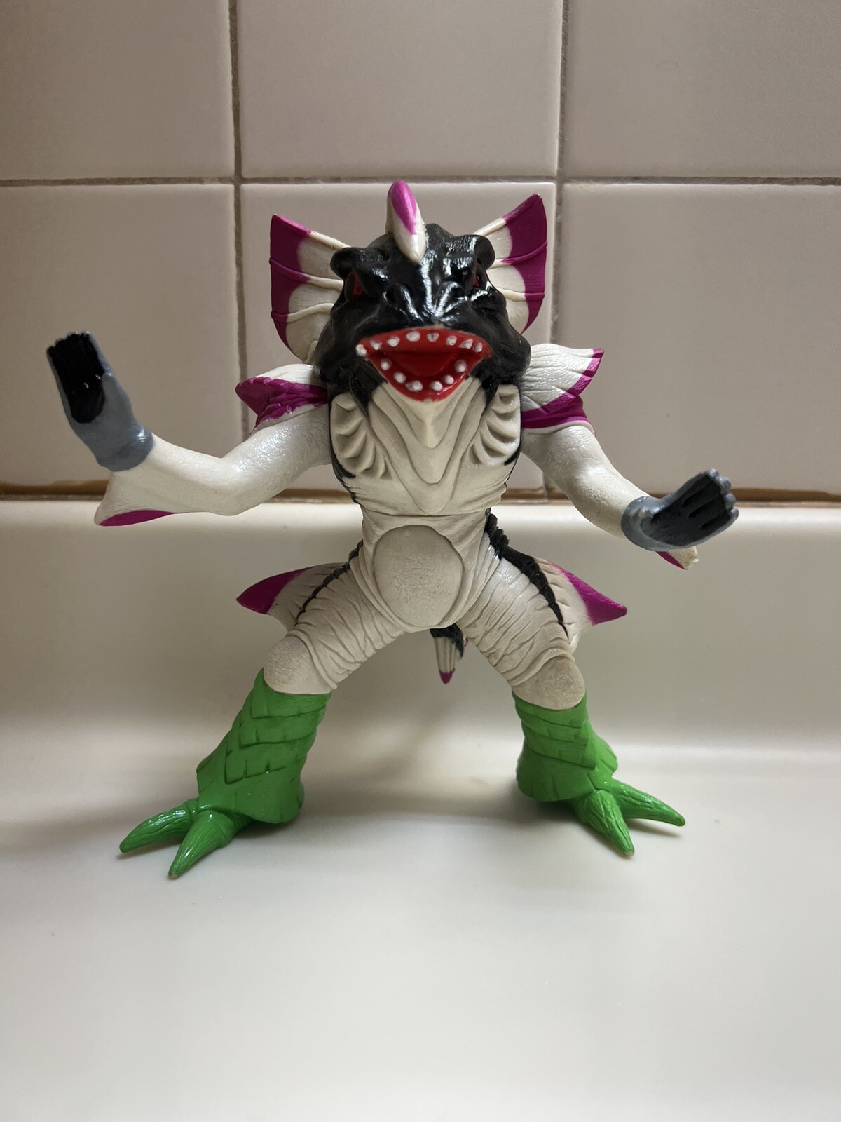 MIGHTY MORPHIN POWER RANGERS VILLIAN PIRANTISHEAD FISH ACTION FIGURE ...