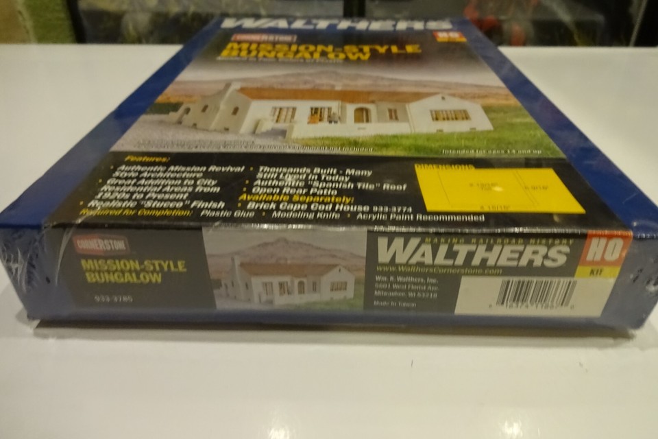 Walthers Mission-Style Bungalow House Kit HO Scale Train 933-3785 NEW ...