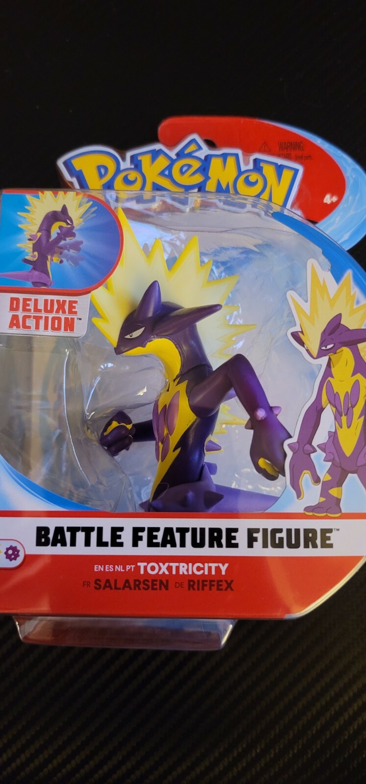 POKEMON TOXTRICITY BATTLE FEATURE FIGURE Wicked Cool Toys Deluxe Action ...