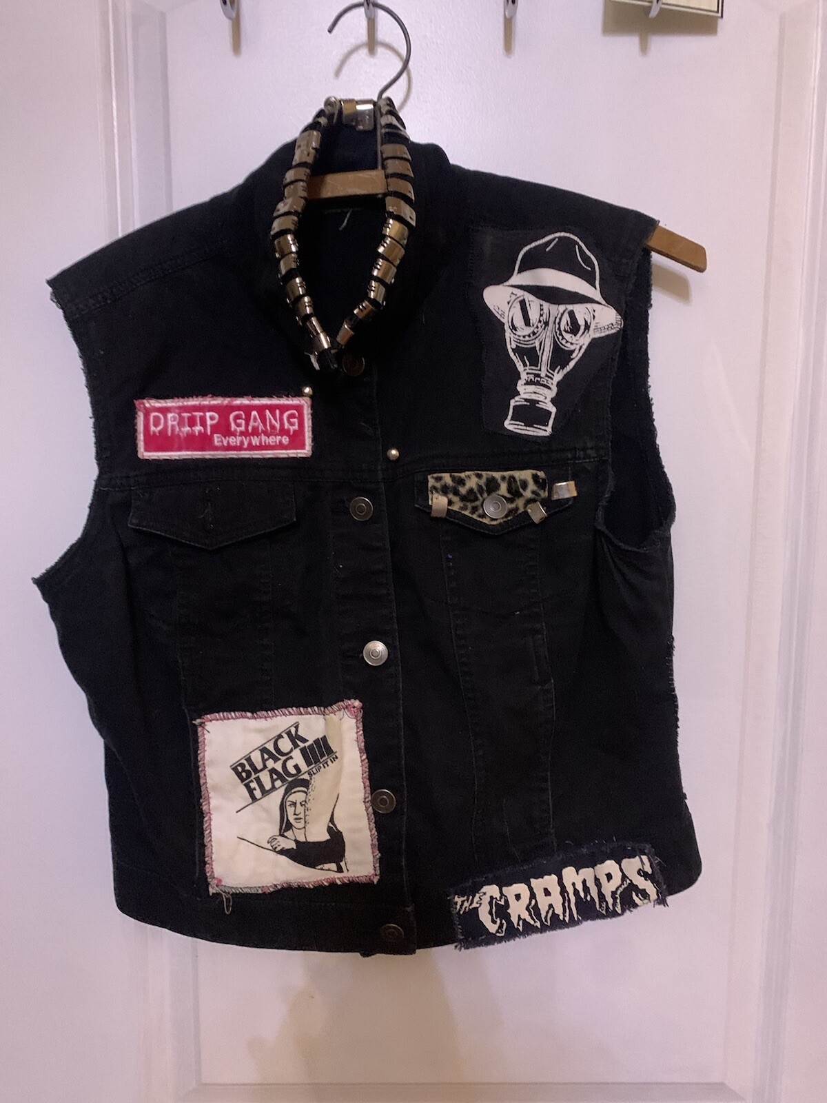 drip gang ,black flag III , la casualty ,cramps Punk … - Gem