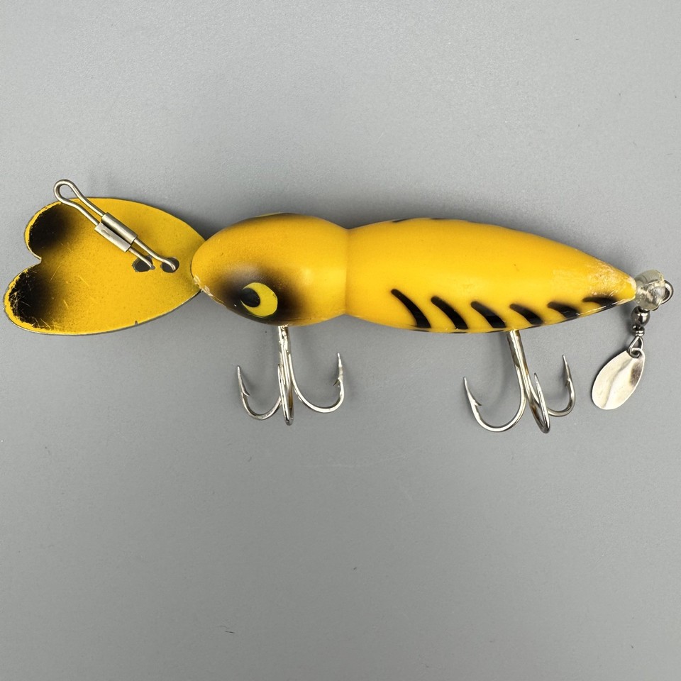 Vintage WHOPPER STOPPER HELLBENDER FISHING LURE YELLOW Black ...