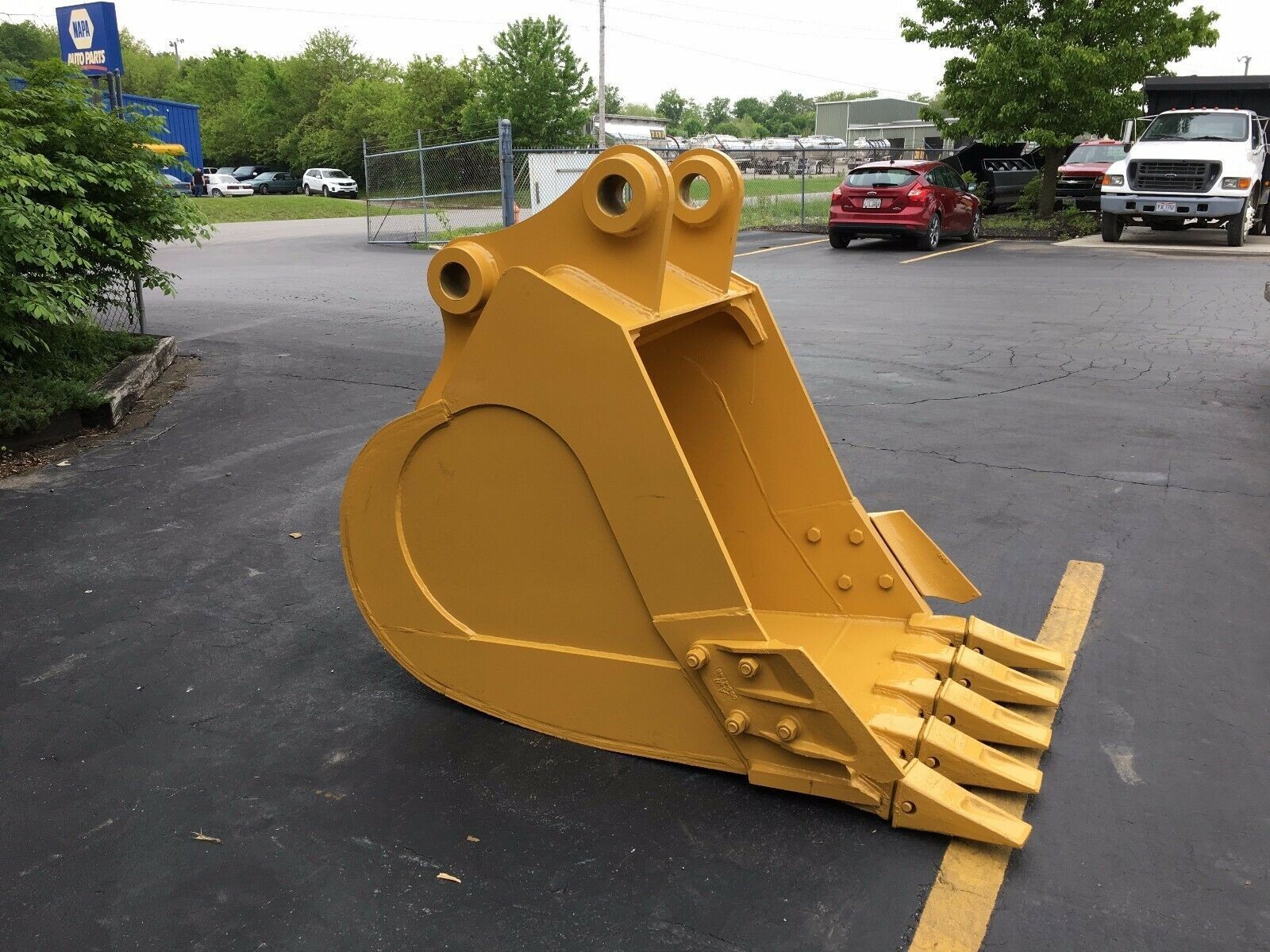 New 36" Excavator Bucket for a Caterpillar 320 B-Linkage | eBay