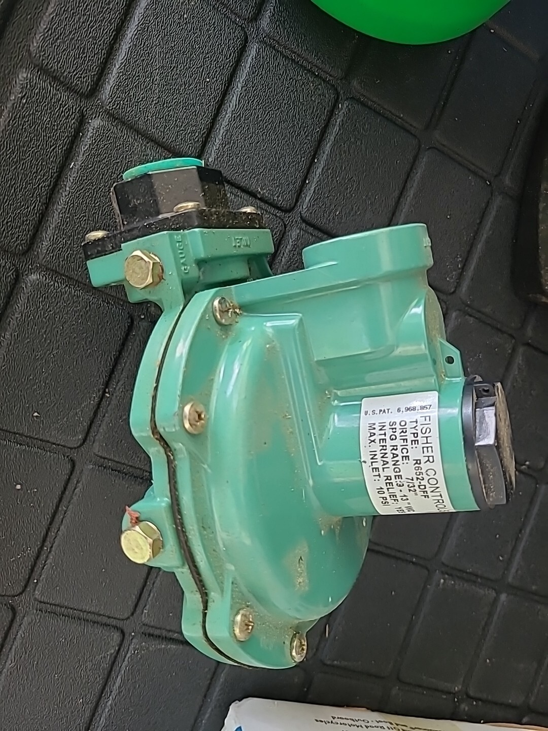 Emerson Fisher R652-DFF Gas Regulator Second Stage Regulator Back Mount ...