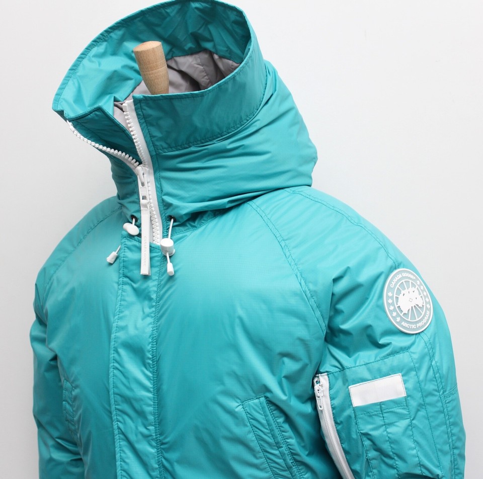 Men's CANADA GOOSE Chilliwack Down Puffer Bomber Jacket RARE Arctic ...
