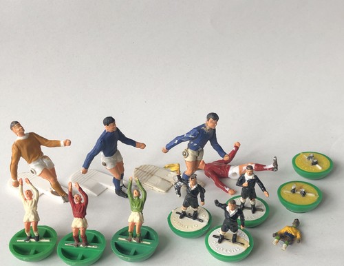 Subbuteo HW Interchangeable Goal Keepers Referees Corner Kickers ...