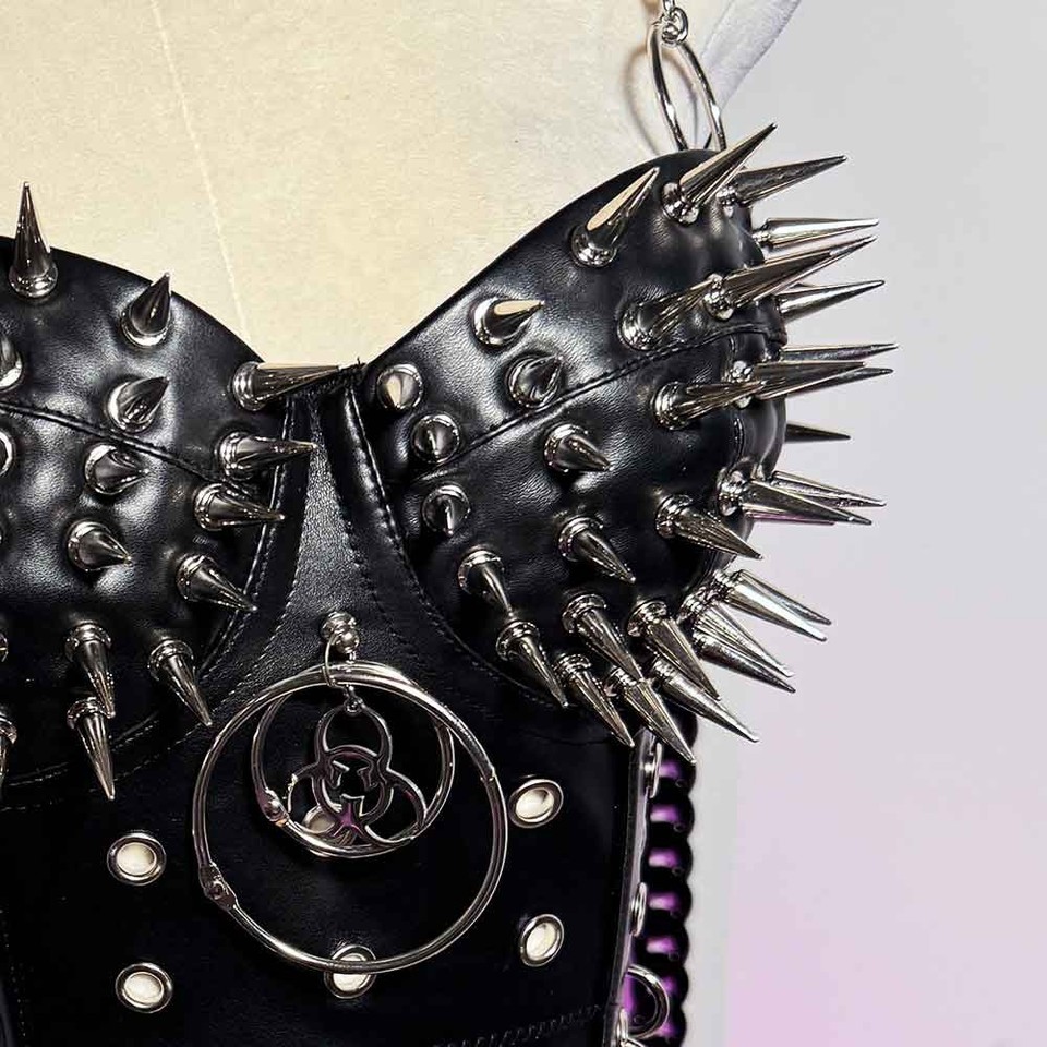 Emo Y2K Top Handmade Gothic Grunge Goth E-Girls Punk Nieten Trendy DIY ...