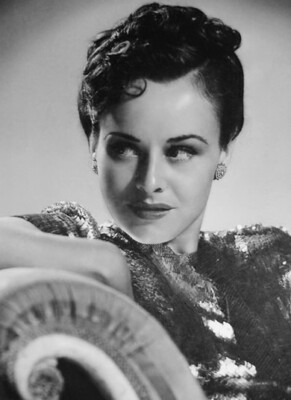 photo 10*15cm 4x6 INCH PAULETTE GODDARD (16) | eBay