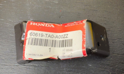2008 - 2012 Accord Right Fender Bracket 60619-TA0-A00ZZ OEM | eBay