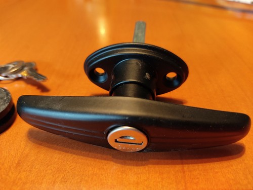 TRUCK TOPPER T-HANDLE CAMPER SHELL SCREW MOUNT LOCK with 2 Keys | eBay